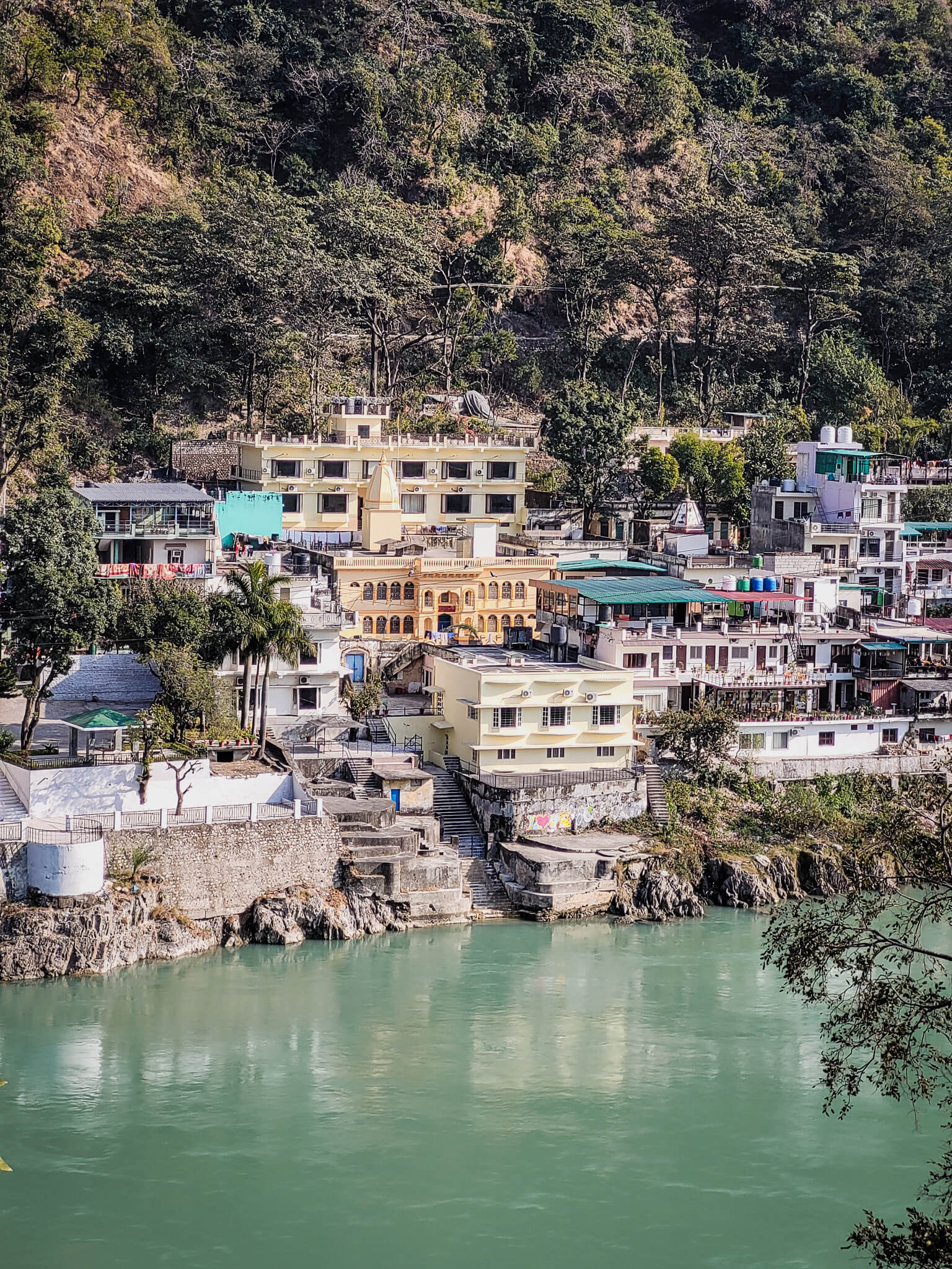 Visiter Rishikesh et Haridwar : Randonnée, Rituel de l’Ārtī et Yoga